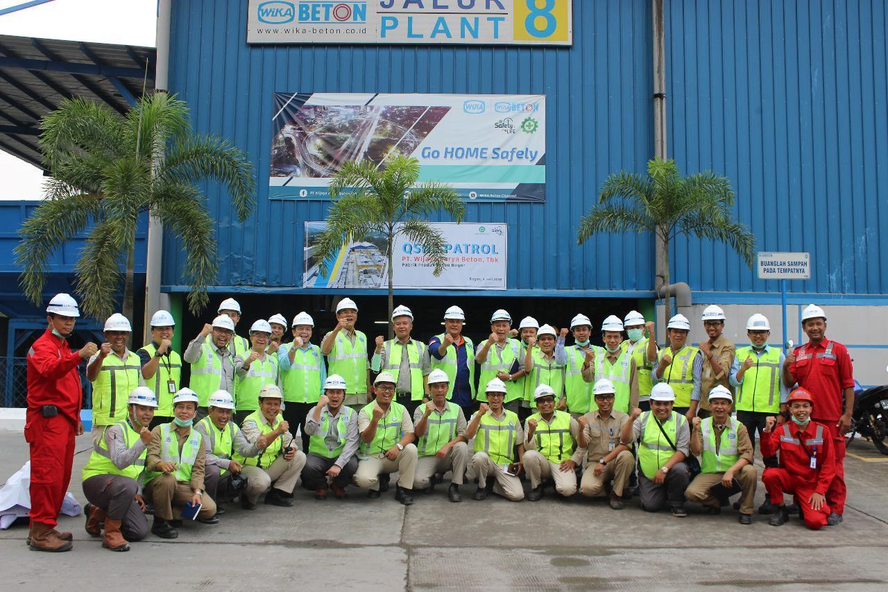 Berkomitmen Tingkatkan Kualitas Kerja, WIKA Beton Luncurkan Buku SHE ...